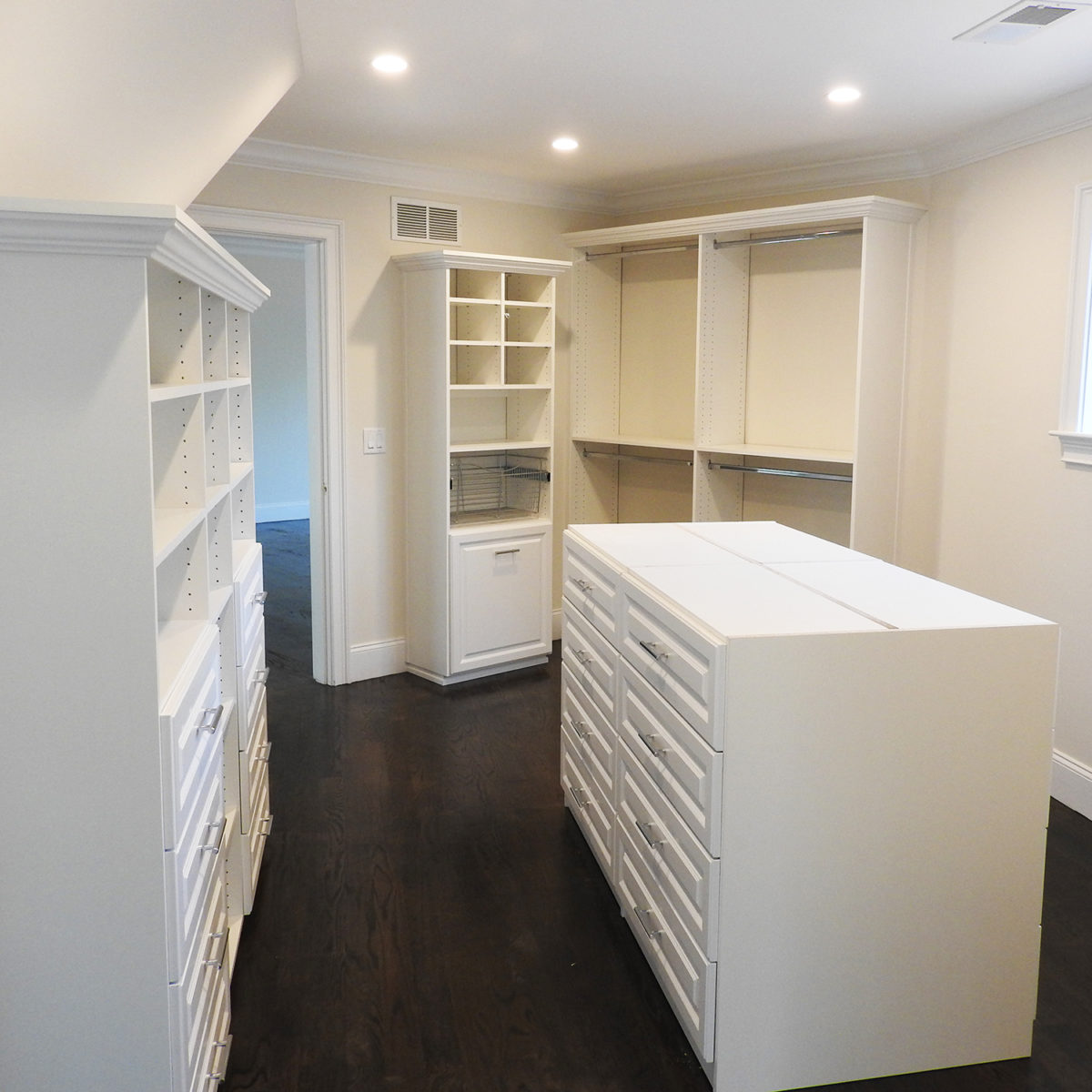 Boston Closet: Custom Closet Designs & Solutions Since 1977